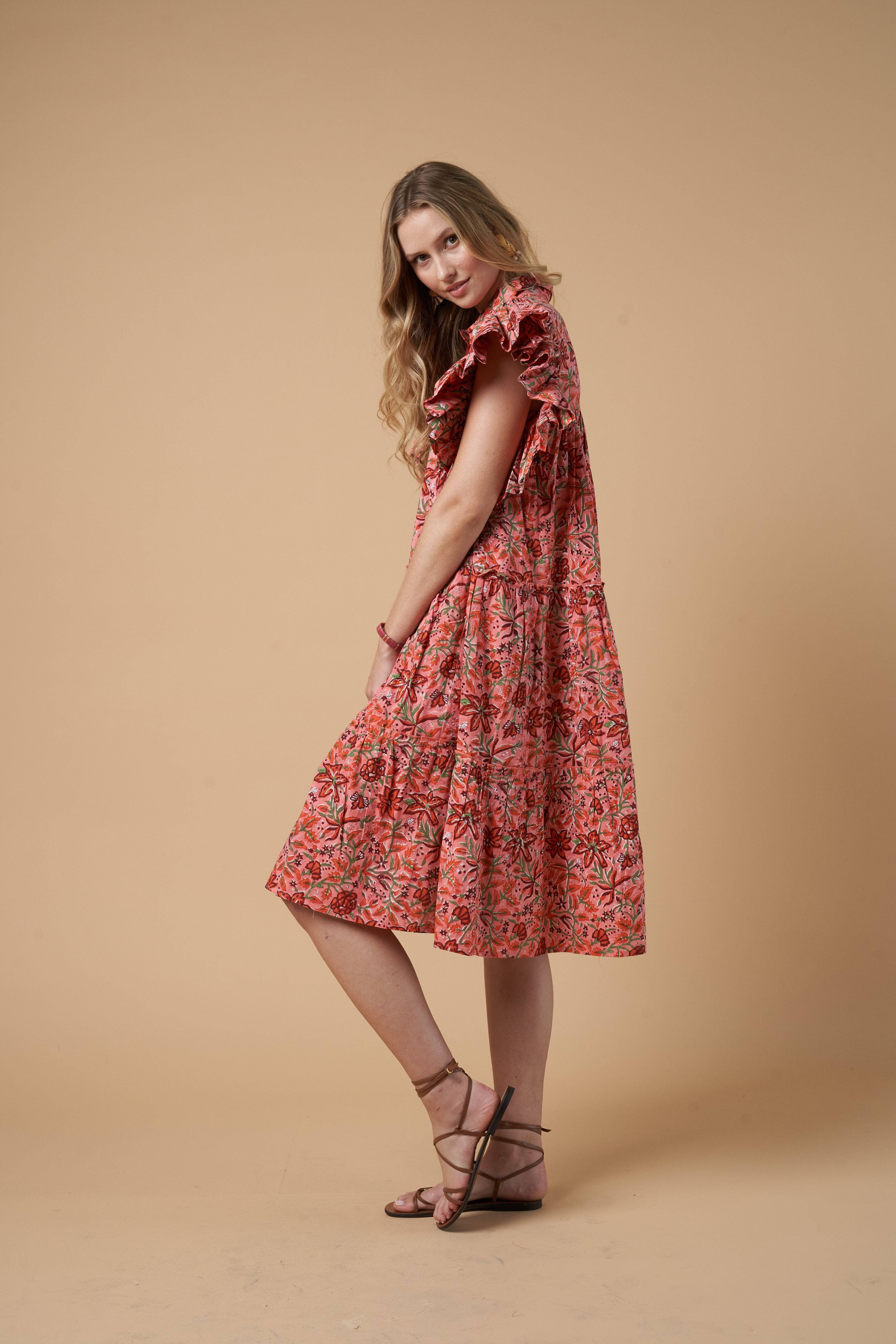 Madelyn Short Dress Pink Feminine & Airy Look | Guadalupe Design